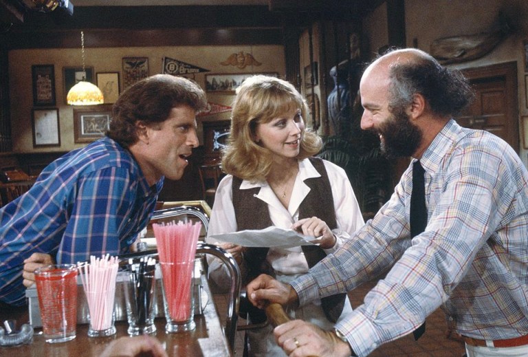 'Cheers' Legend James Burrows Dies at 85